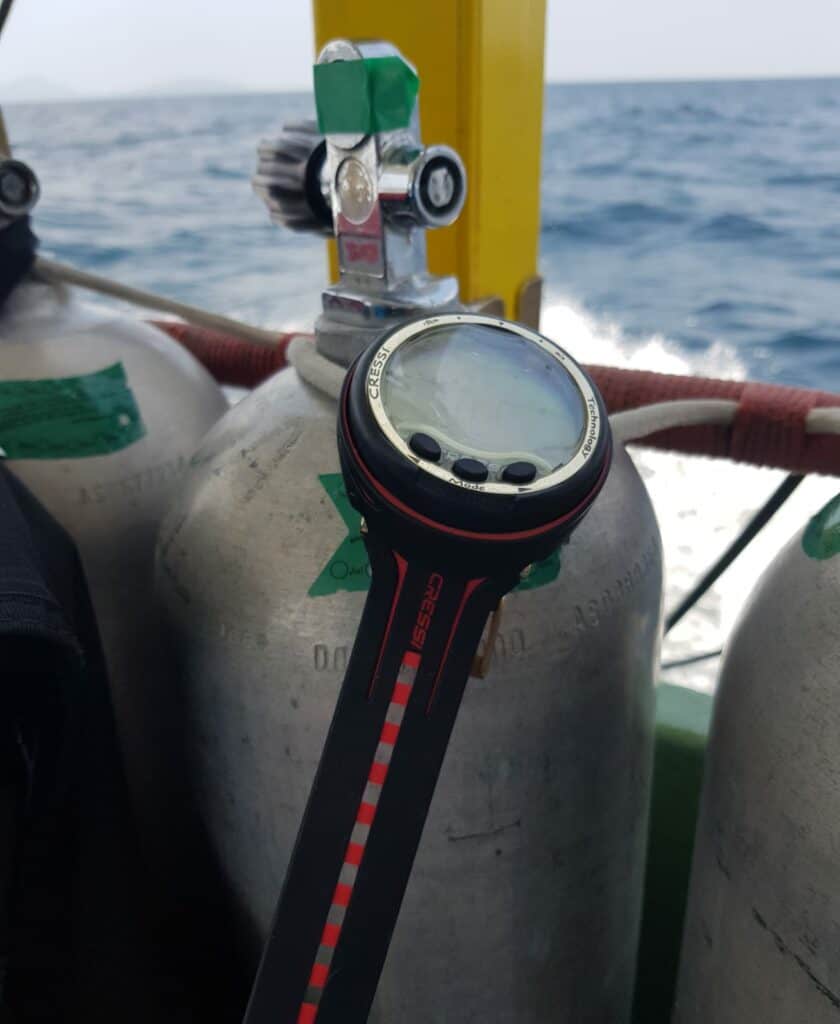 Cressi Giotto Review [A PADI Instructor’s Test]